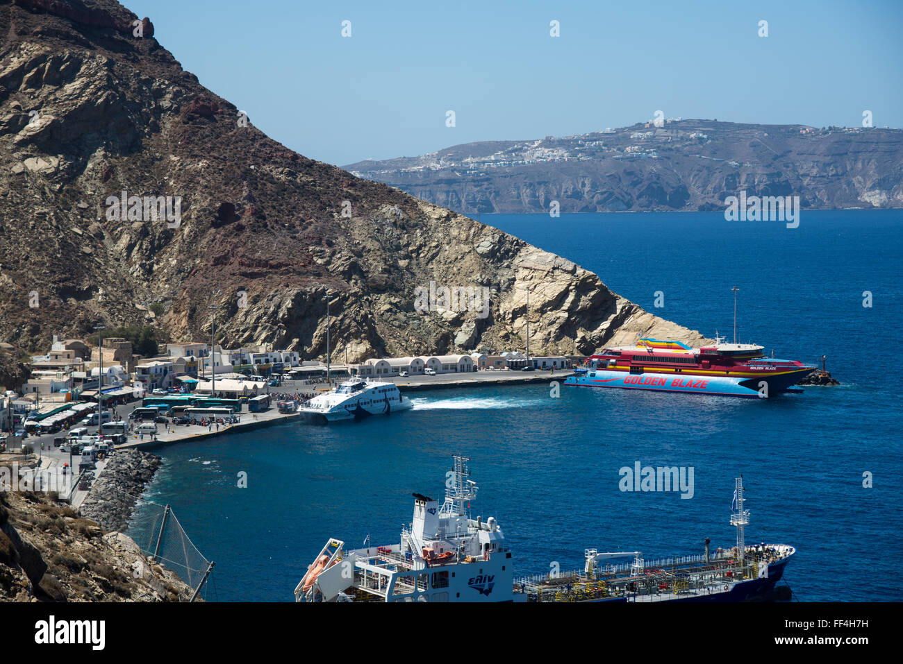 Ferries cross beautiful nature hi-res stock photography and images - Alamy