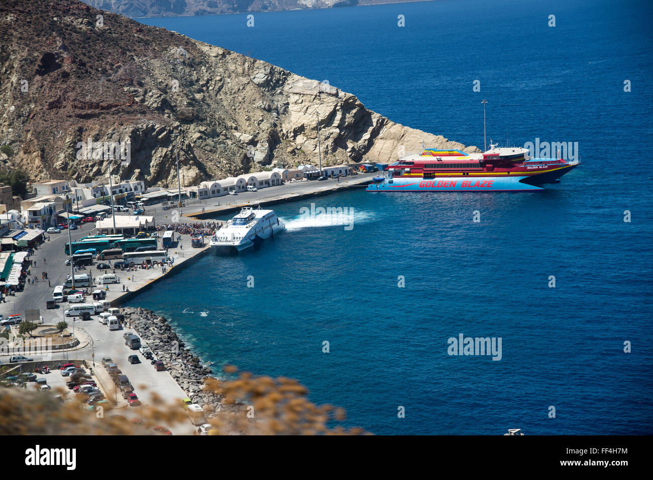 Ferries cross beautiful nature hi-res stock photography and images - Alamy