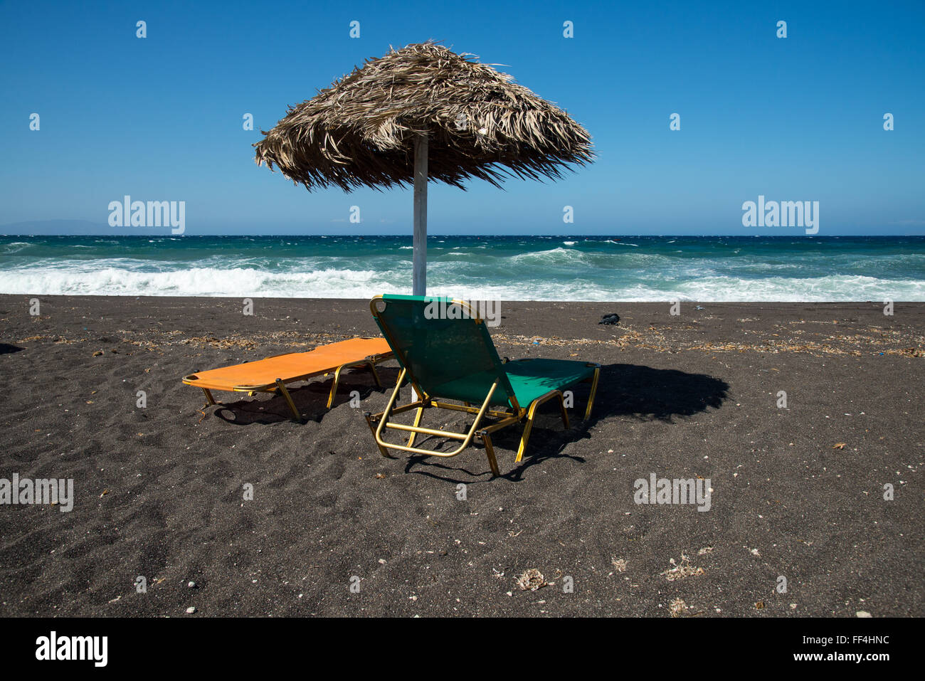 Black vulcanic sand beach High Resolution Stock Photography and Images ...
