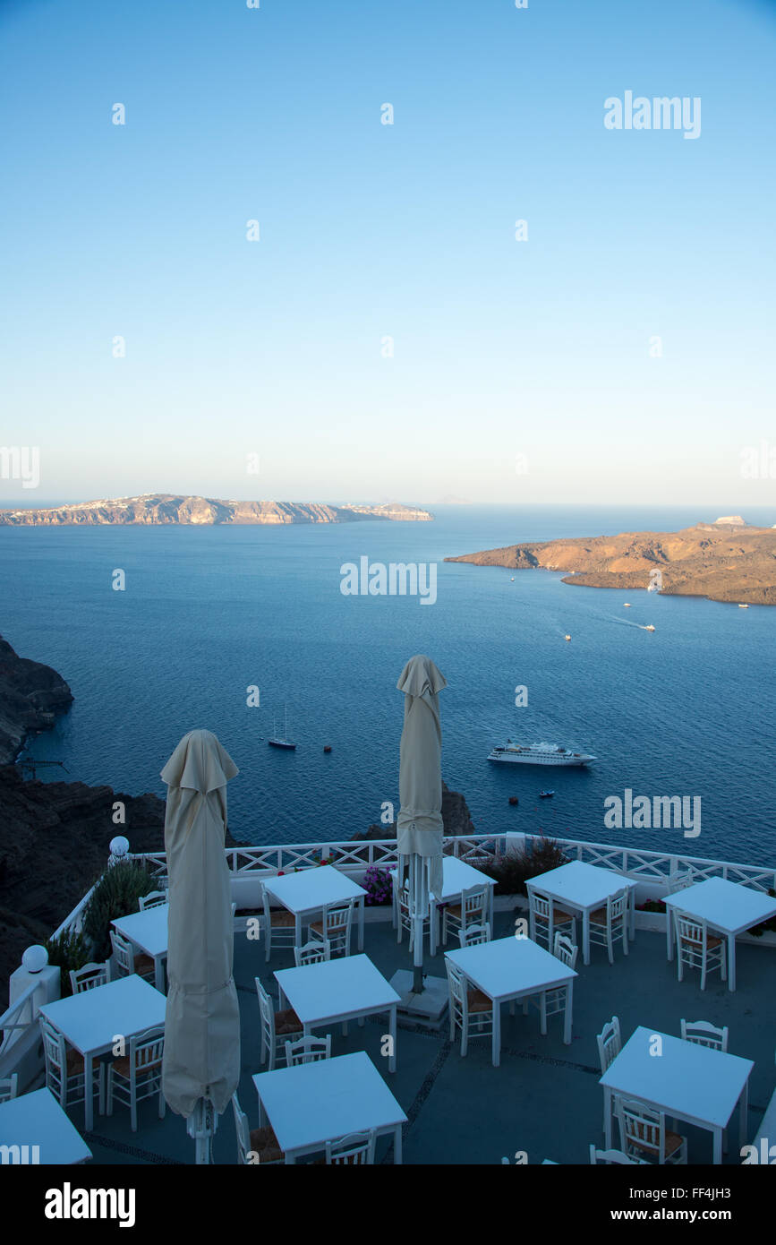 terrace at santorini greece Stock Photo - Alamy