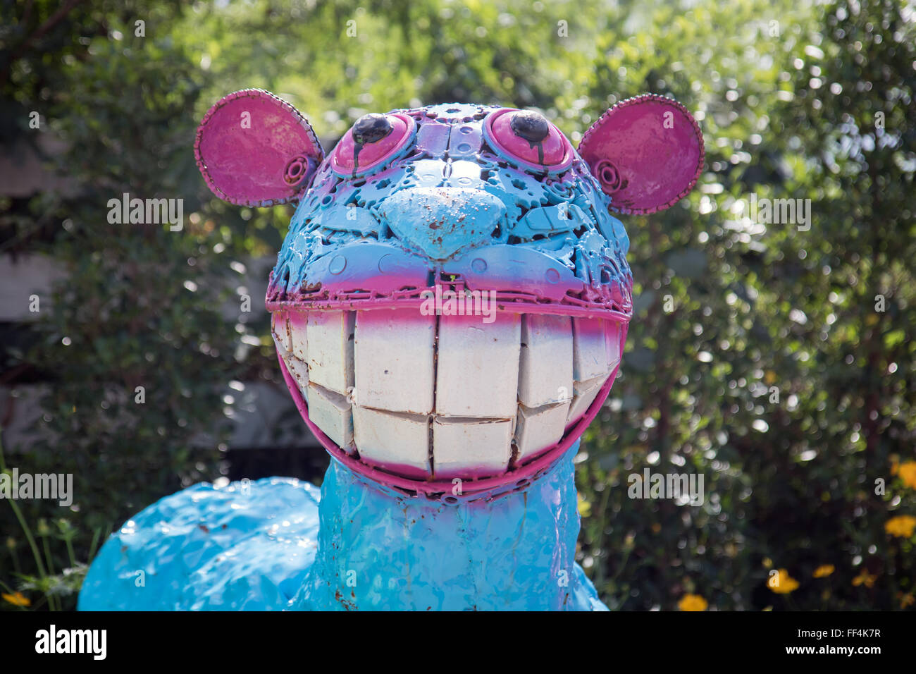 statue of the funny animal Stock Photo - Alamy