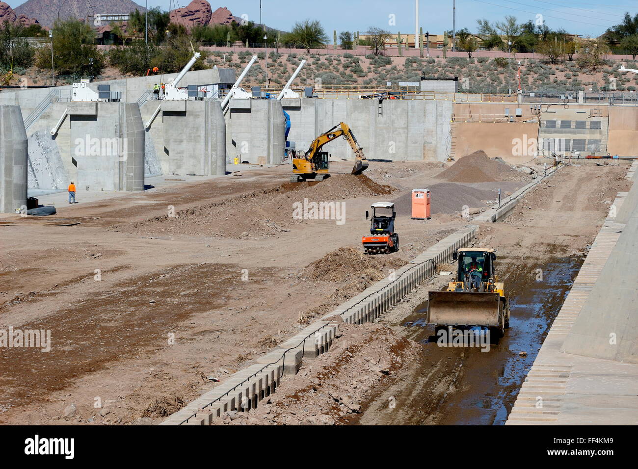 Tempe town lake dam hi-res stock photography and images - Alamy