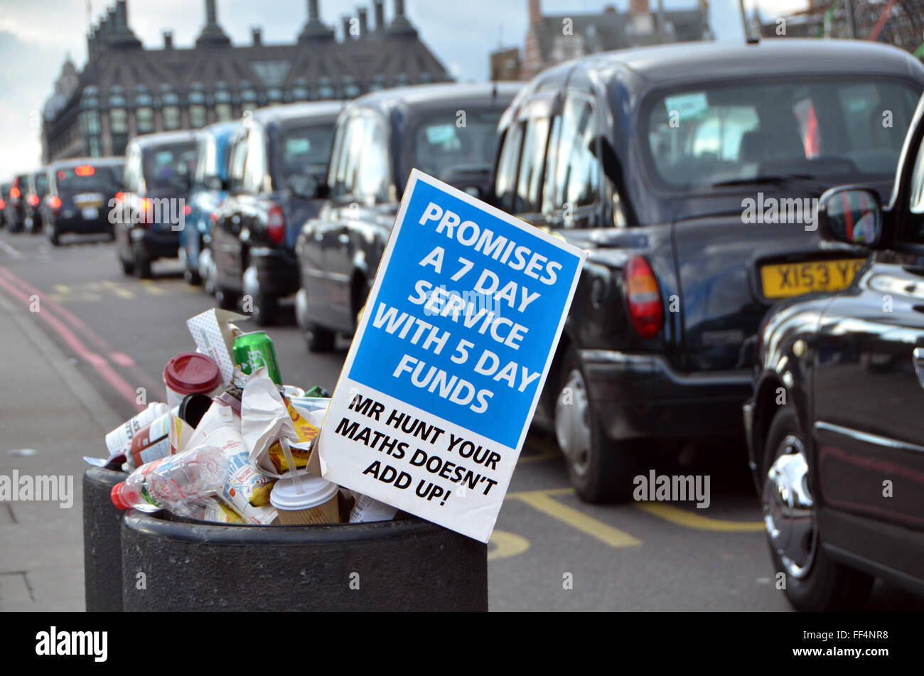 Black cab protest london bridge hi-res stock photography and images - Alamy