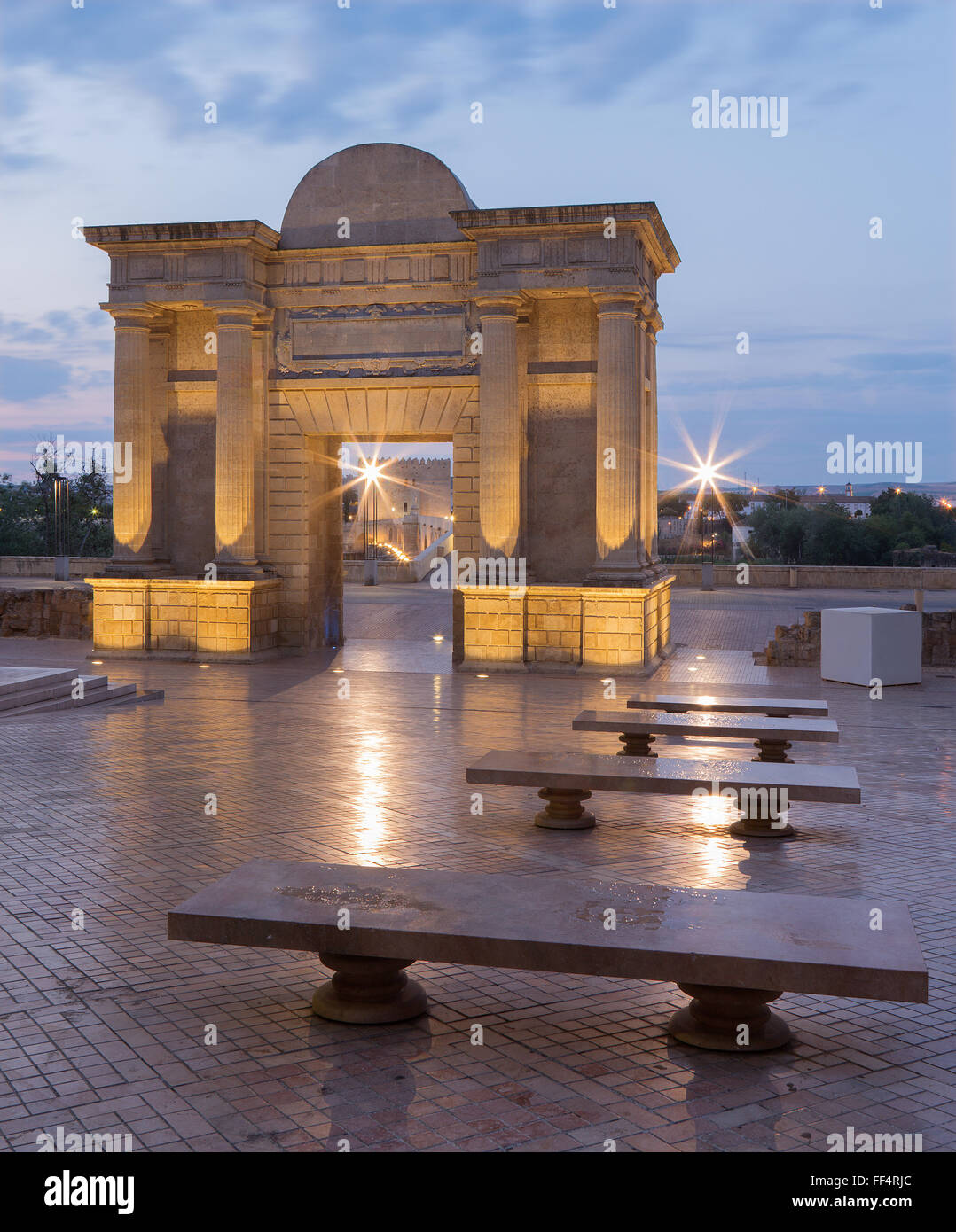 Spain town gate hi-res stock photography and images - Alamy