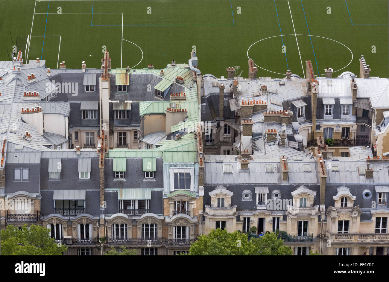 Haussmannian hi-res stock photography and images - Alamy