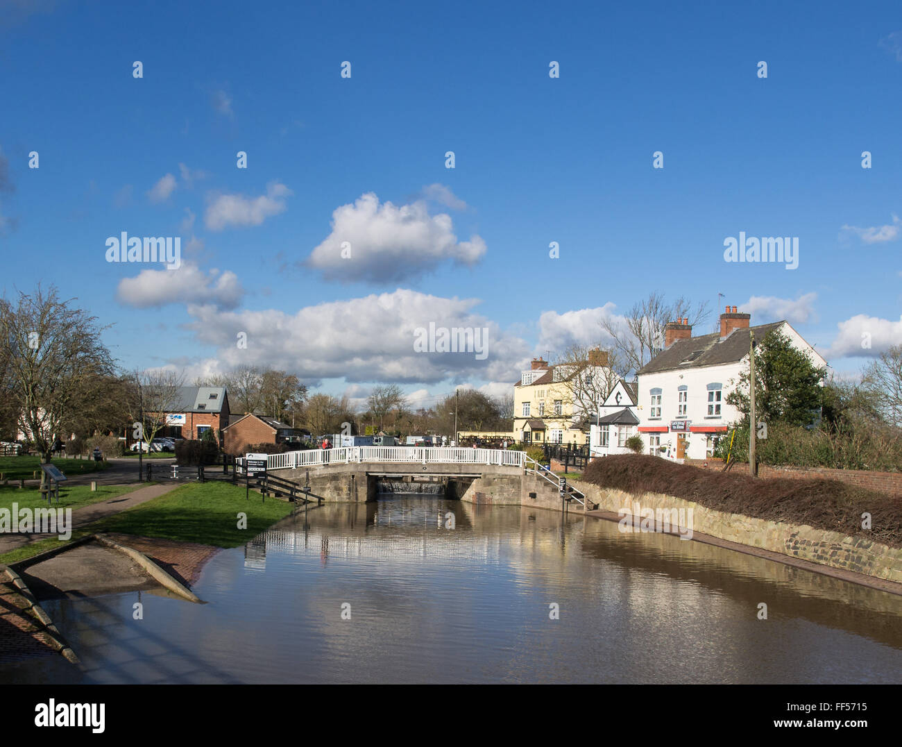 Nottingham, UK. 10th February, 2016. UK Weather: River Trent flooding ...