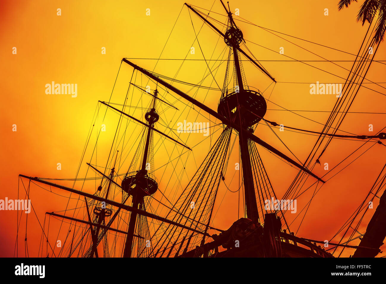 Mizzenmast hi-res stock photography and images - Alamy