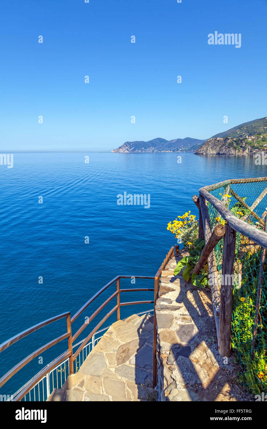 Precipitous trail hi-res stock photography and images - Alamy