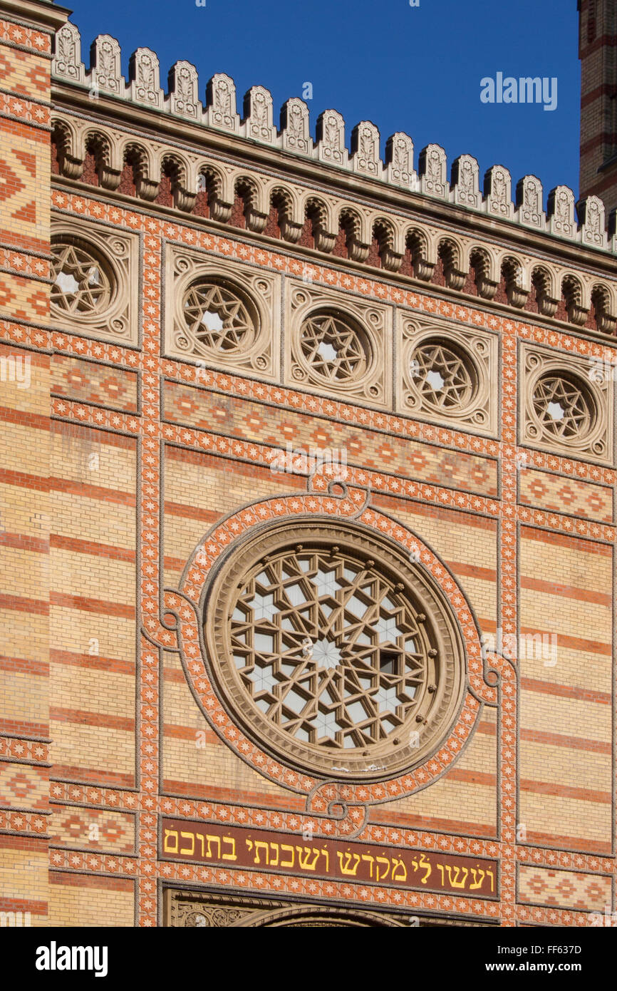Rose window and Hebrew inscription on the facade of the Great Synagogue ...