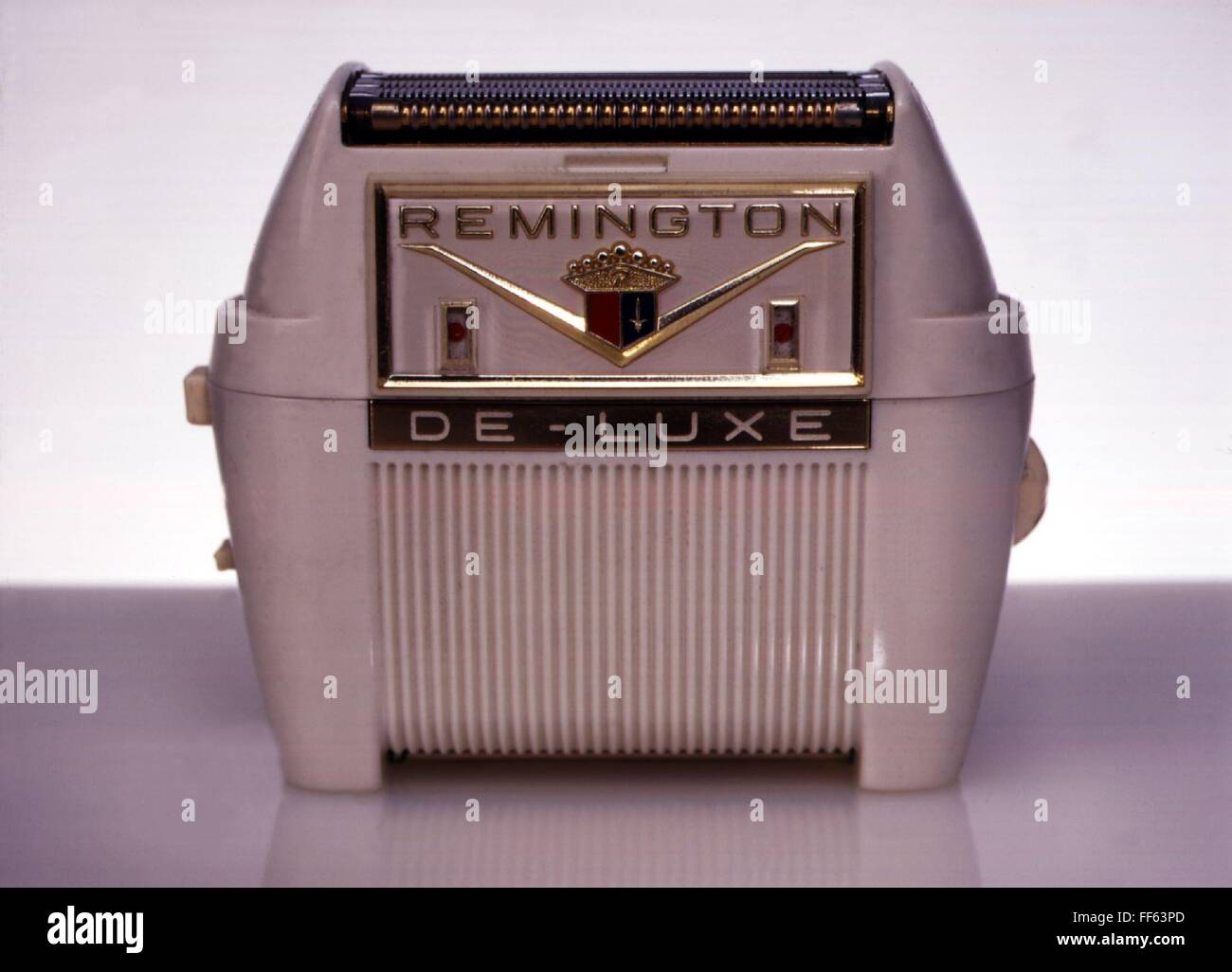 Remington electric shaver hi-res stock photography and images - Alamy