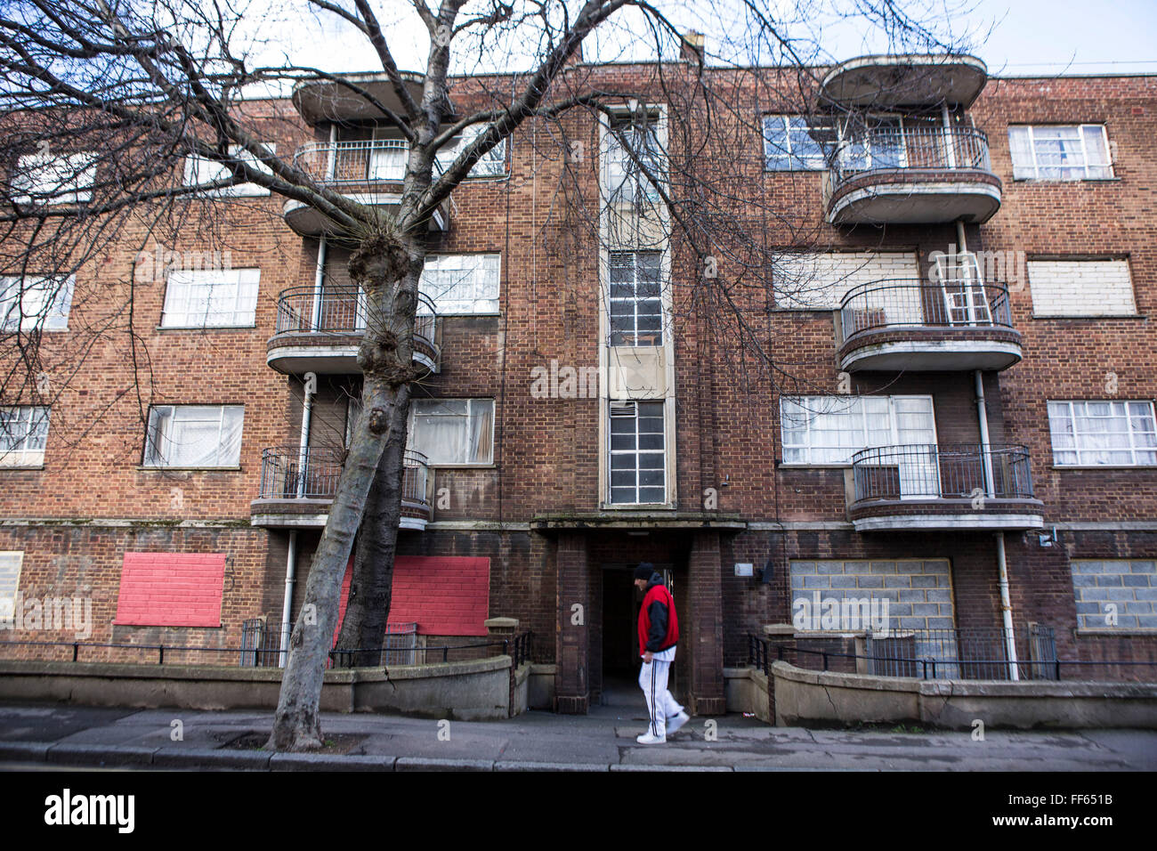 Block council flats hackney london hi-res stock photography and images ...