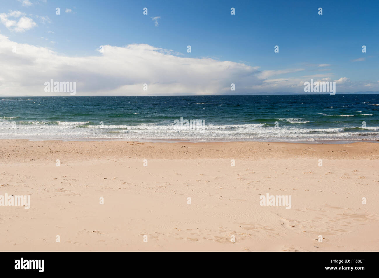 Hopeman beach hi-res stock photography and images - Alamy