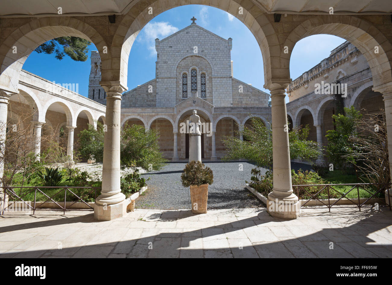 Church atrium hi-res stock photography and images - Alamy