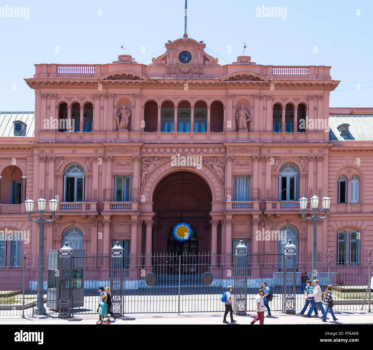 Casa pink house official residence hi-res stock photography and images ...