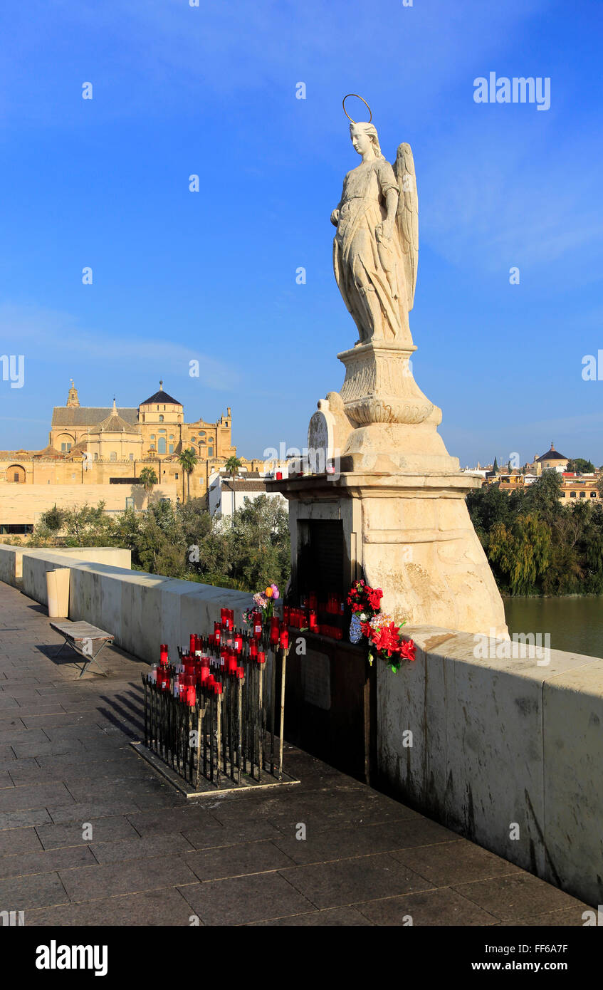 Statue of angel san rafael on roman bridge hi-res stock photography and ...
