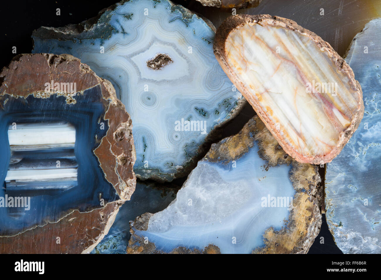 Pile of polished rocks colorful hi-res stock photography and images - Alamy