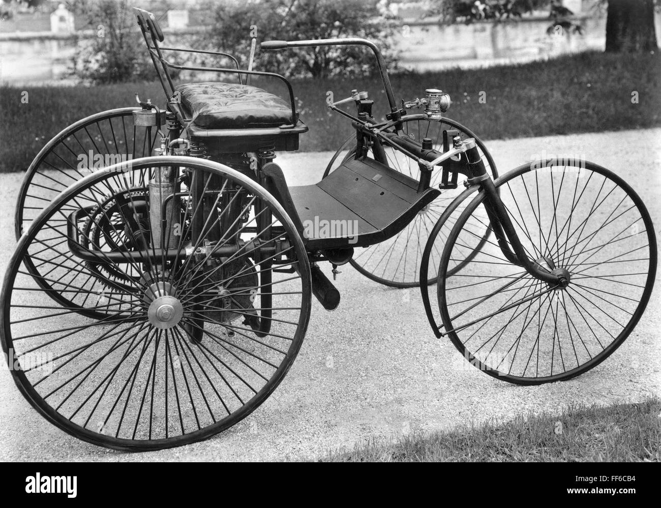 DAIMLER AUTOMOBILE, 1889 Stock Photo - Alamy