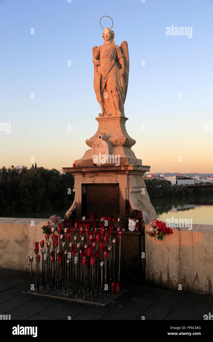 Statue of angel san rafael on roman bridge hi-res stock photography and ...