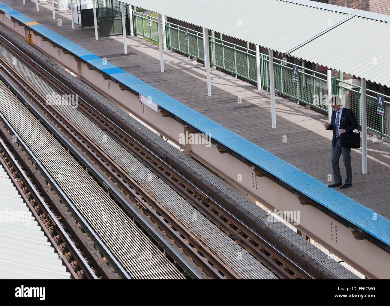 Waiting at the platform hi-res stock photography and images - Alamy