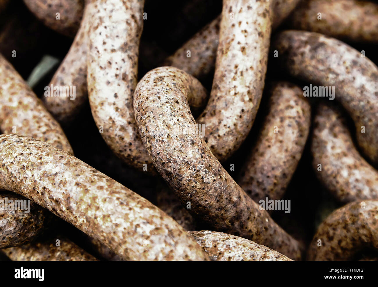 Rusted chains hi-res stock photography and images - Alamy