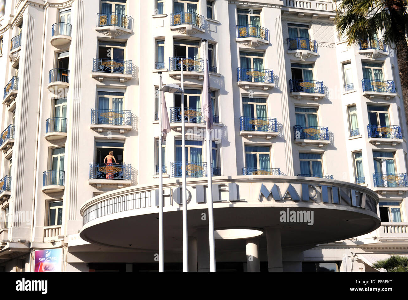 La croisette in red hi-res stock photography and images - Alamy