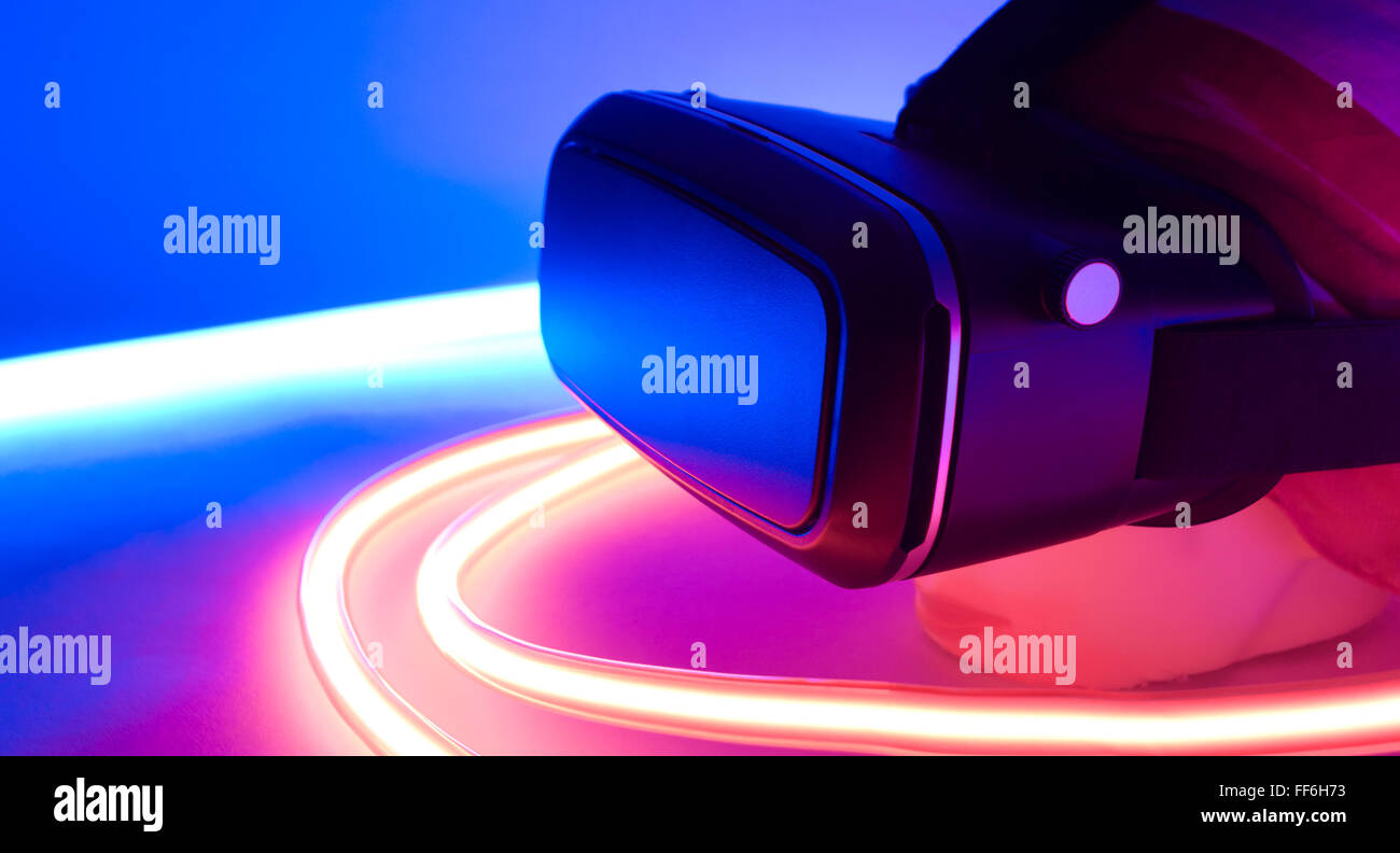 VR virtual reality cyberspace glasses Stock Photo - Alamy VR virtual reality cyberspace glasses Stock Photo - Alamy