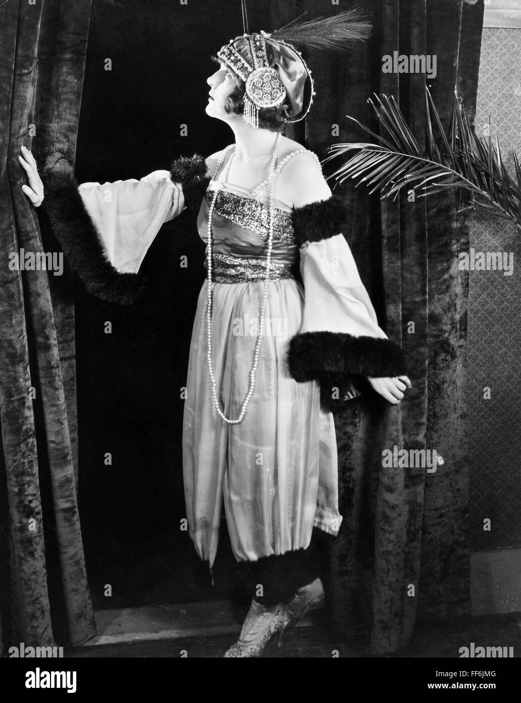 SILENT FILM STILL: WOMAN Stock Photo - Alamy