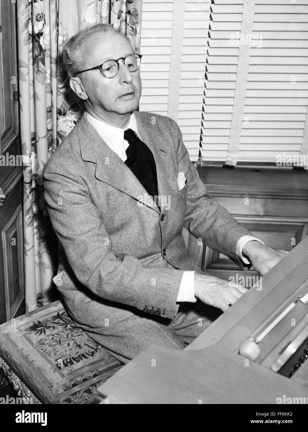 JEROME DAVID KERN /n(1885-1945). /nAmerican composer Stock Photo - Alamy