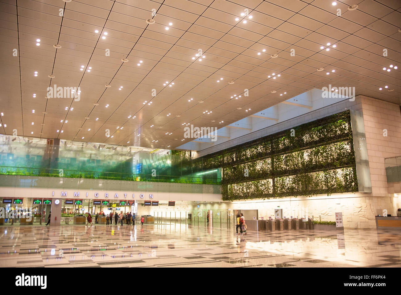 Singapore changi airport arrival immigration hi-res stock photography ...