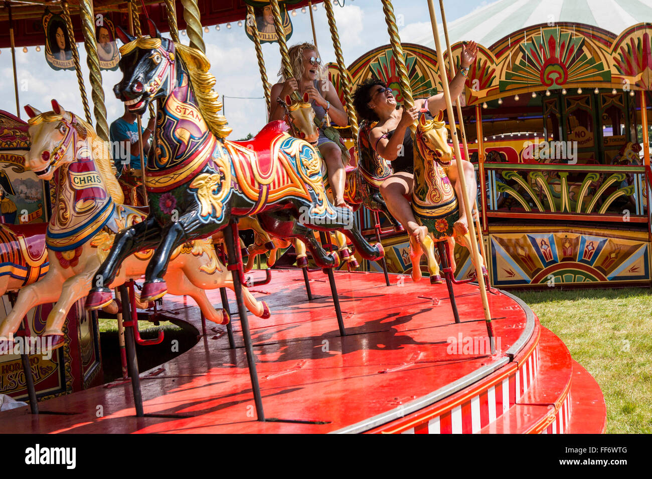 Artist carousel hi-res stock photography and images - Alamy