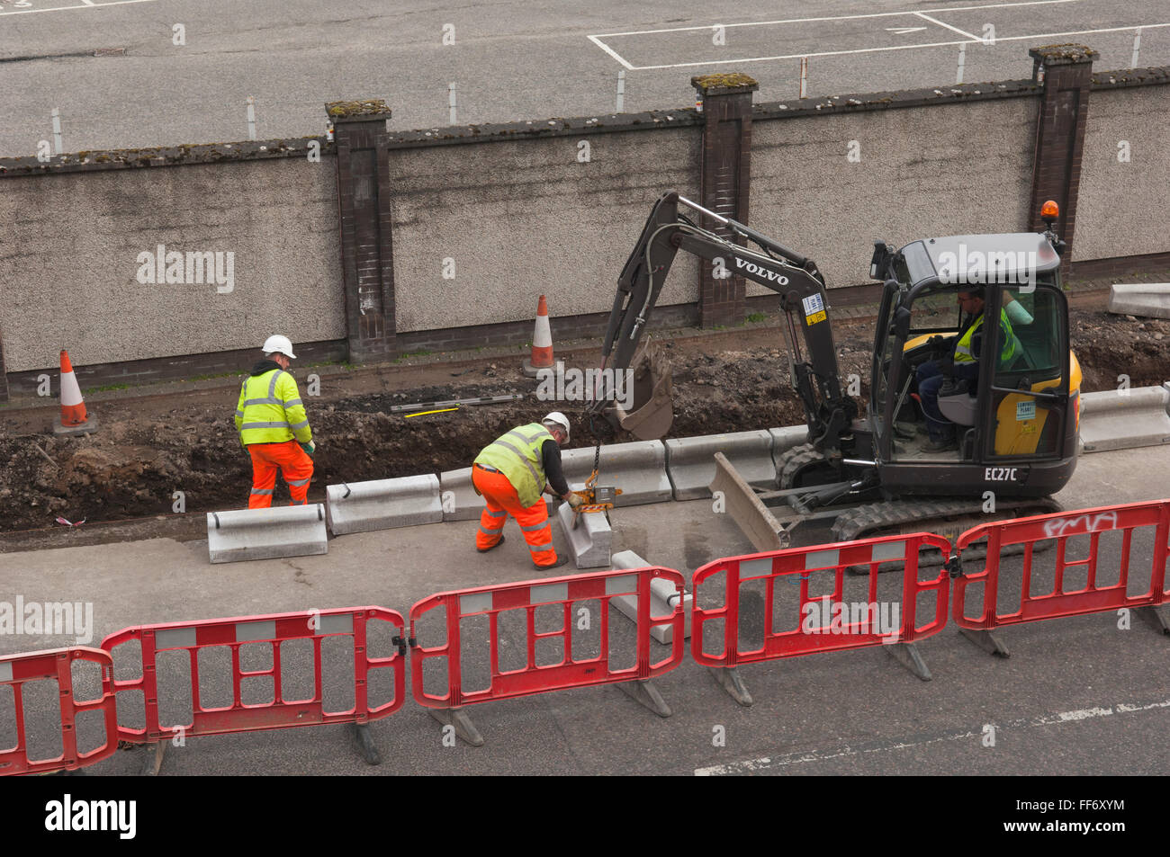 Kerb stones hi-res stock photography and images - Alamy