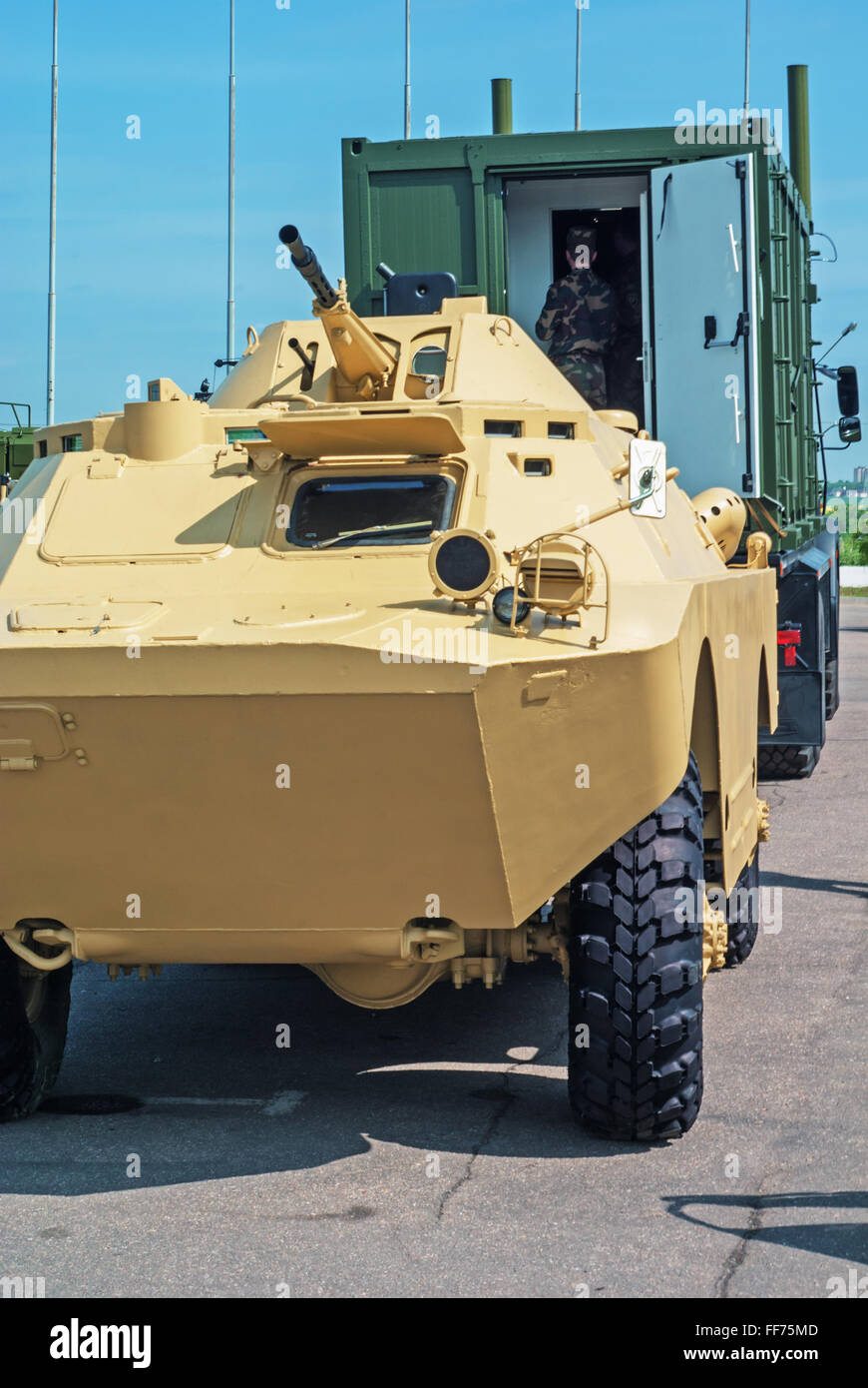 Soviet reconnaissance tank soviet armoured fighting vehicle hi-res ...