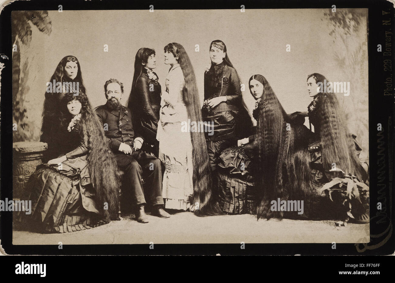 SEVEN SUTHERLAND SISTERS. /nThe Seven Sutherland Sisters (with their ...