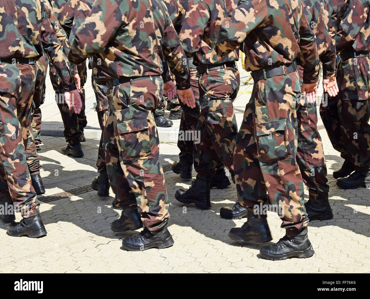 Soldiers in a row Stock Photo - Alamy