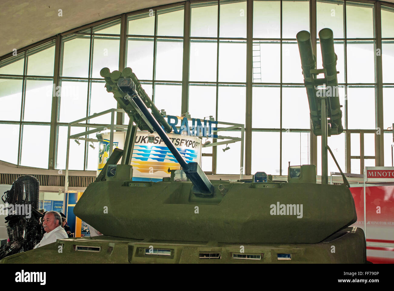 Tracked chassis hi-res stock photography and images - Alamy