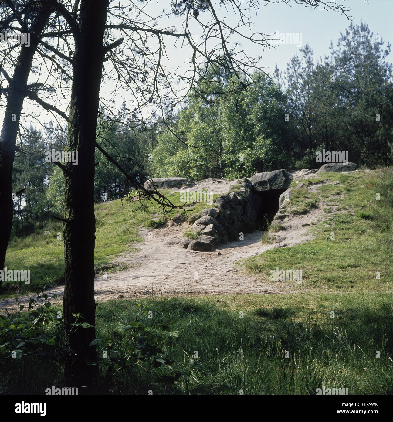 Circa 3000 bc hi-res stock photography and images - Alamy