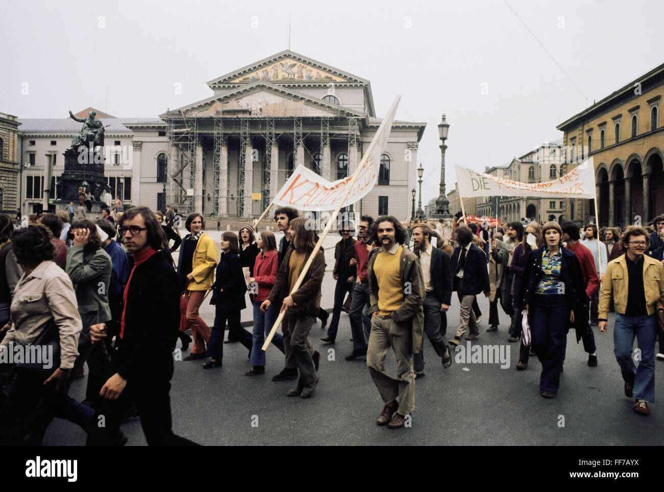 1970s demonstration protest hi-res stock photography and images - Alamy