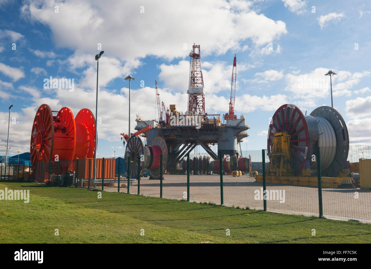 Oil rigs in scottish harbour High Resolution Stock Photography and ...
