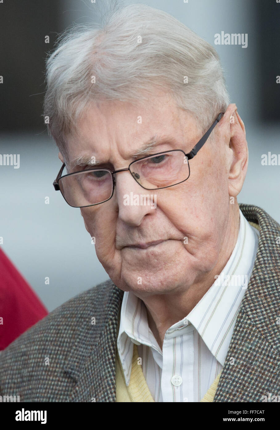 Detmold, Germany. 11th Feb, 2016. Former Auschwitz guard Reinhold ...