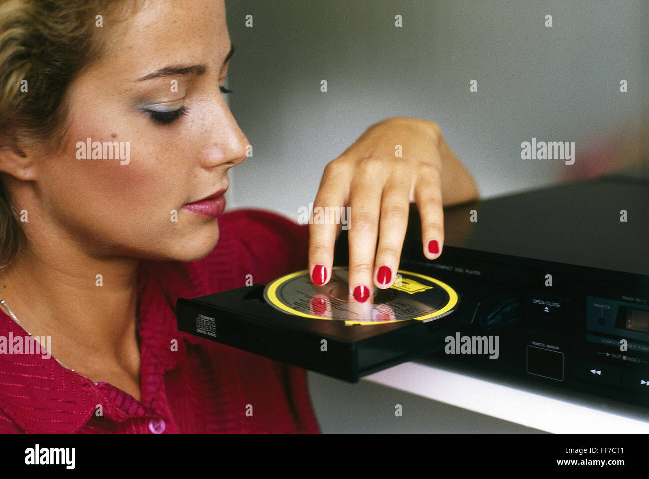 Compact disc 1980s hi-res stock photography and images - Alamy
