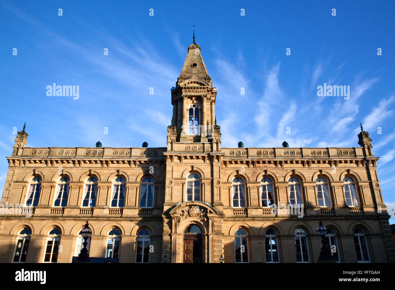 Victoria hall hi-res stock photography and images - Alamy