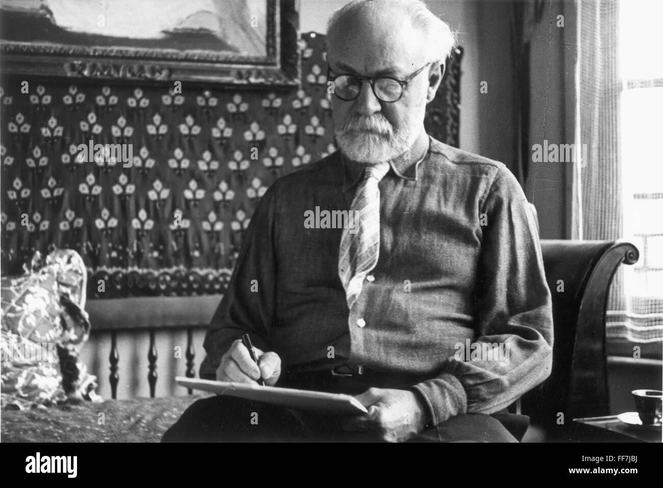 HENRI MATISSE (1869-1954). /nFrench painter. Photograph, 1939 Stock ...