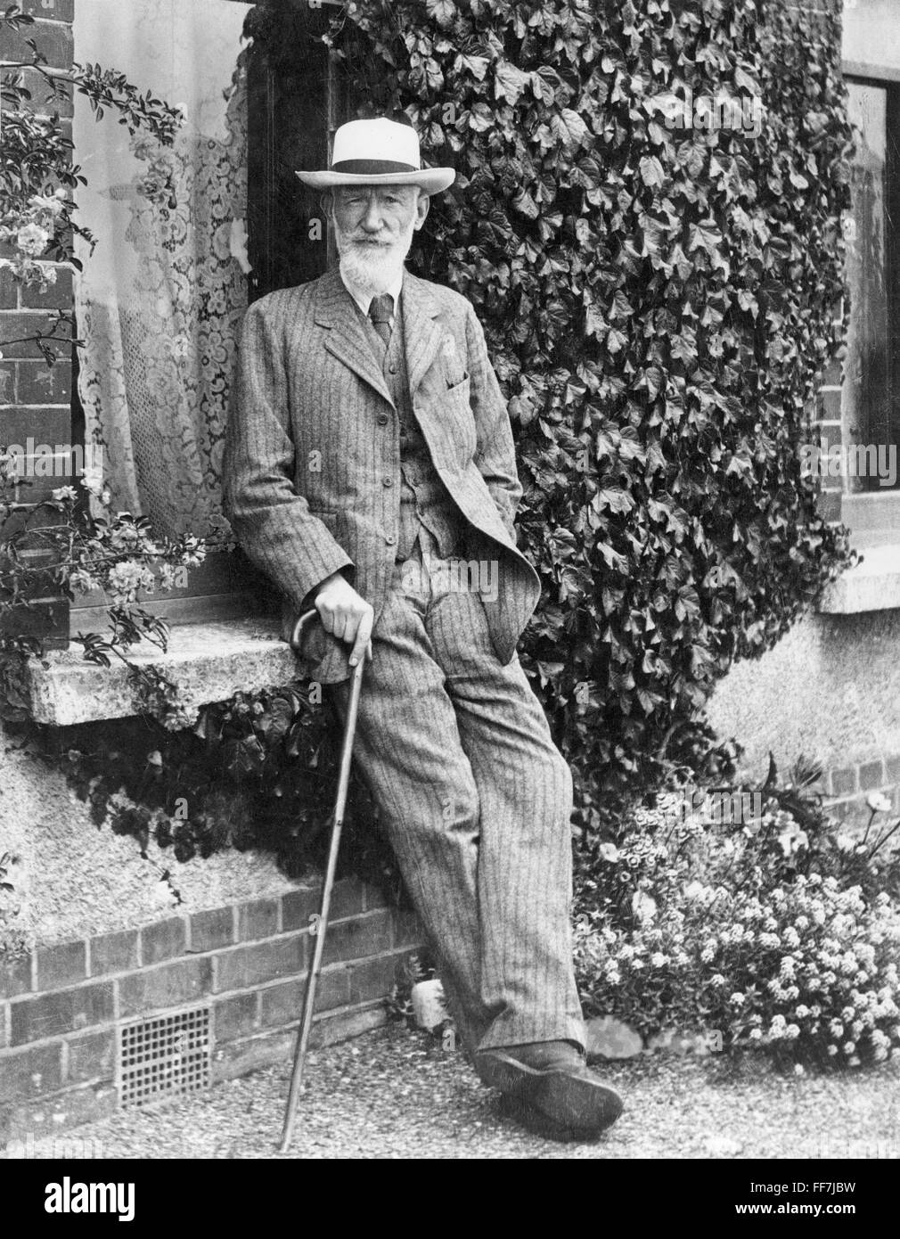 GEORGE BERNARD SHAW /n(1856-1950). Irish playwright and critic Stock ...