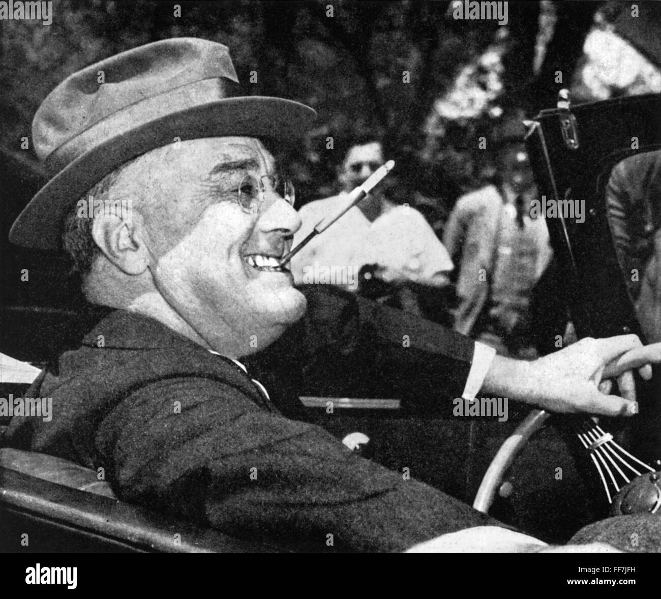 Cigarette holder roosevelt hi-res stock photography and images - Alamy