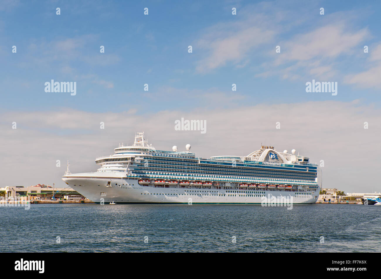 The emerald princess cruise hi-res stock photography and images - Alamy