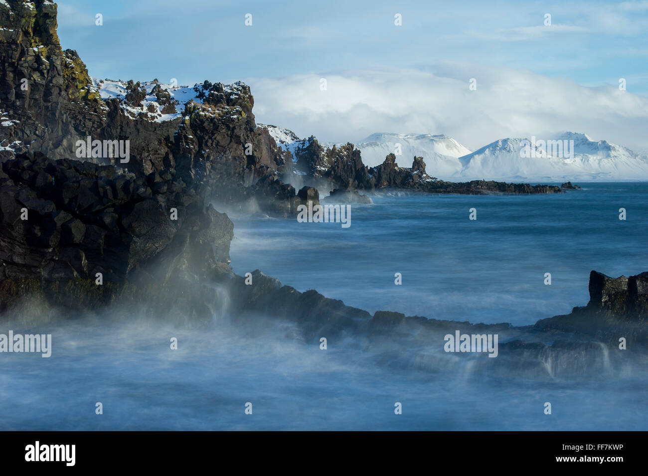 Volcanic mountain ranges hi-res stock photography and images - Alamy