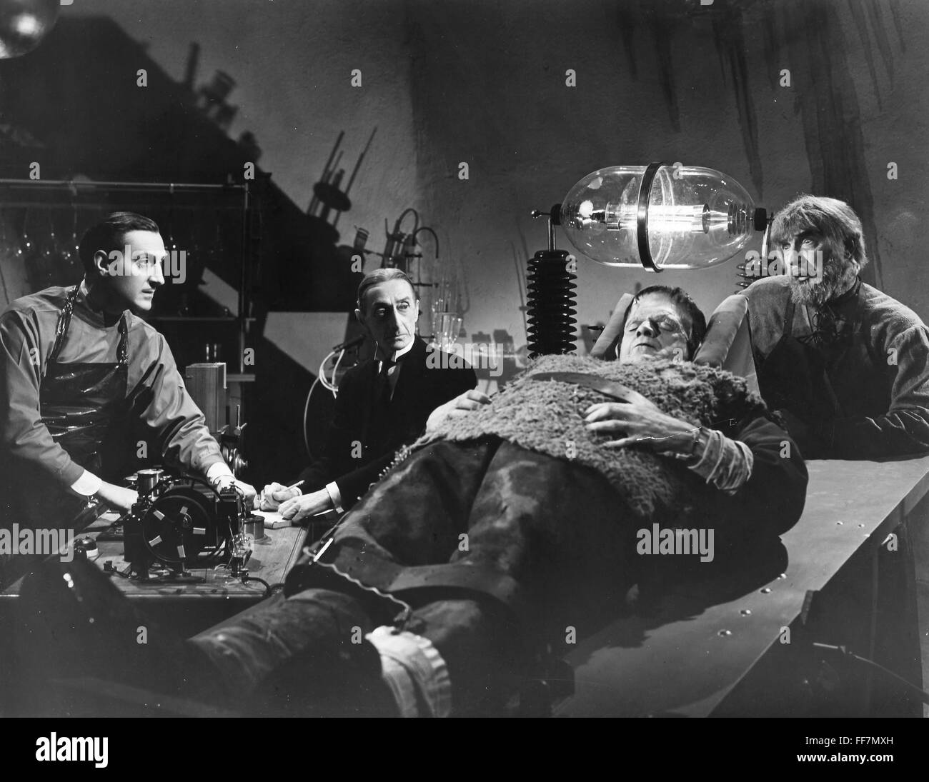 Boris karloff frankenstein High Resolution Stock Photography and Images - Alamy