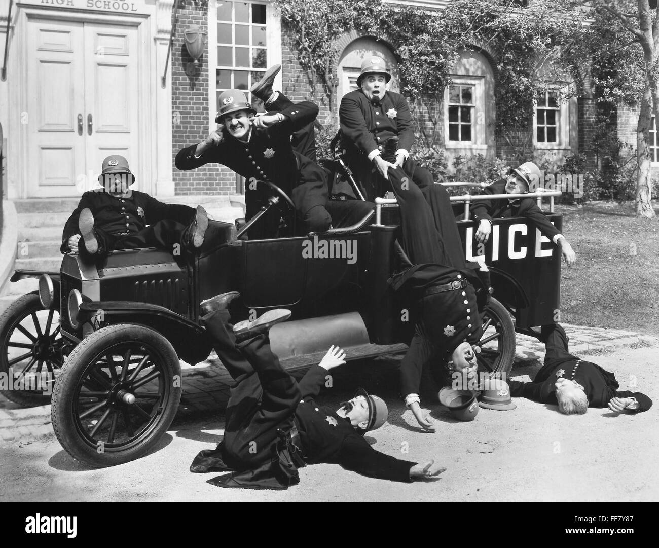 SILENT STILL: POLICEMAN Stock Photo - Alamy