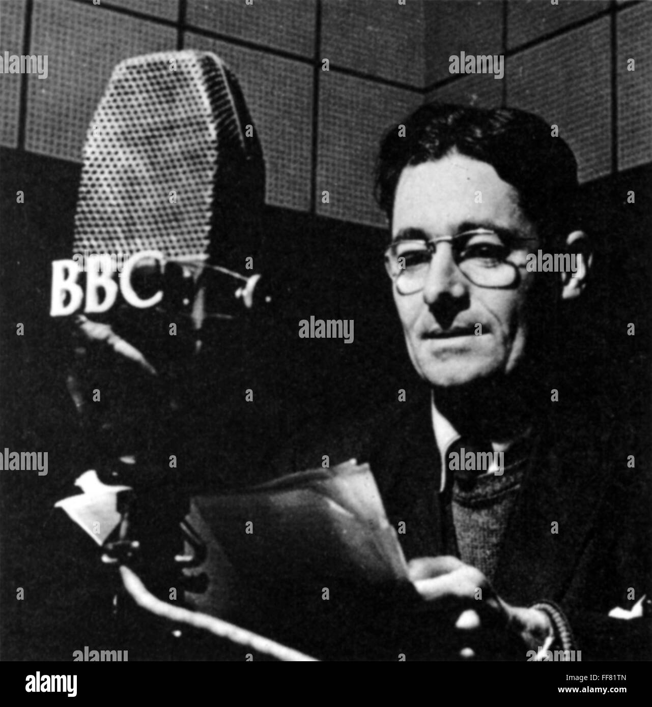 SIR HOWARD WALTER FLOREY /n(1898-1968). Australian pathologist Stock ...