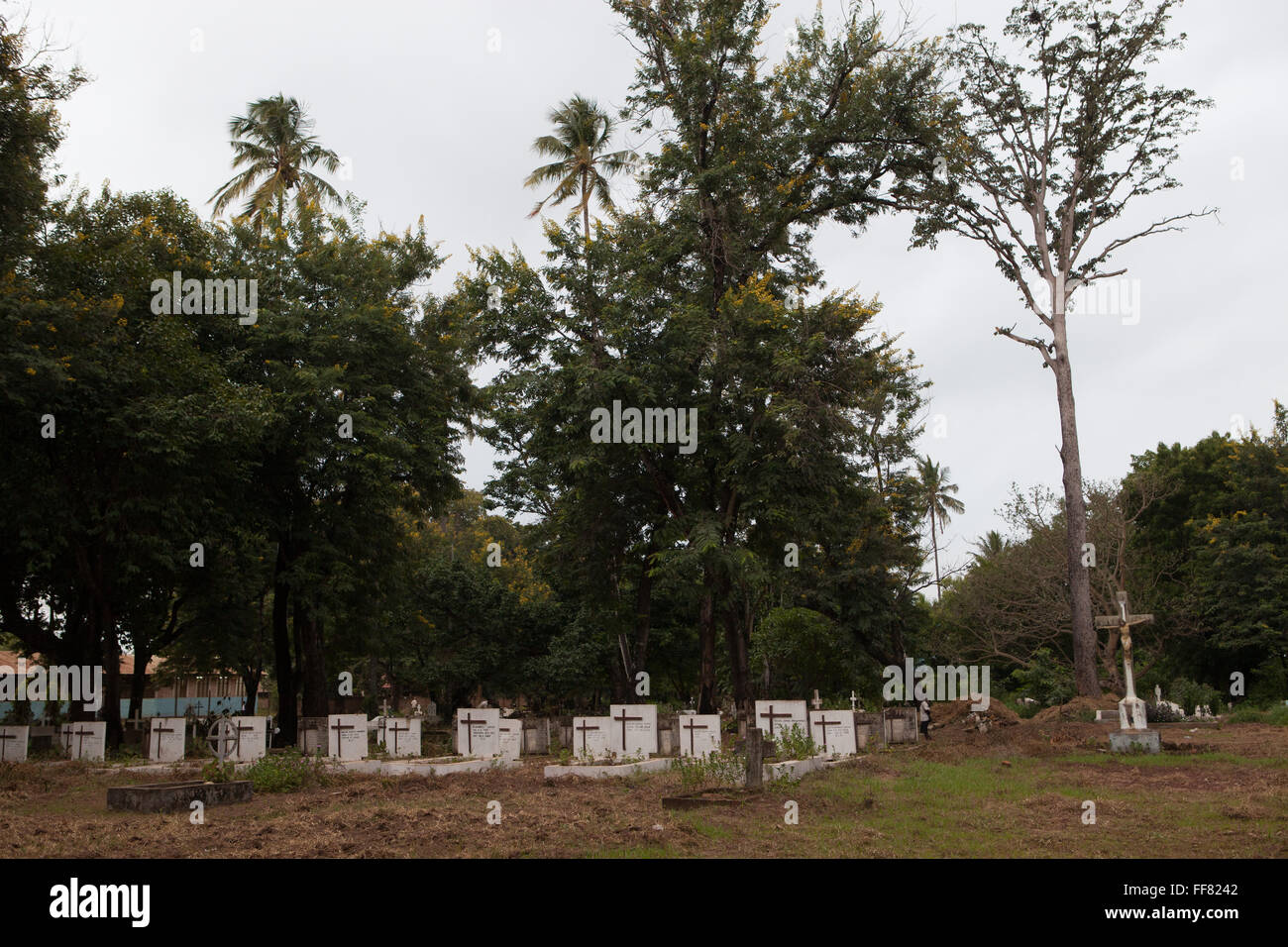 Graveyard With Headstones High Resolution Stock Photography and Images ...